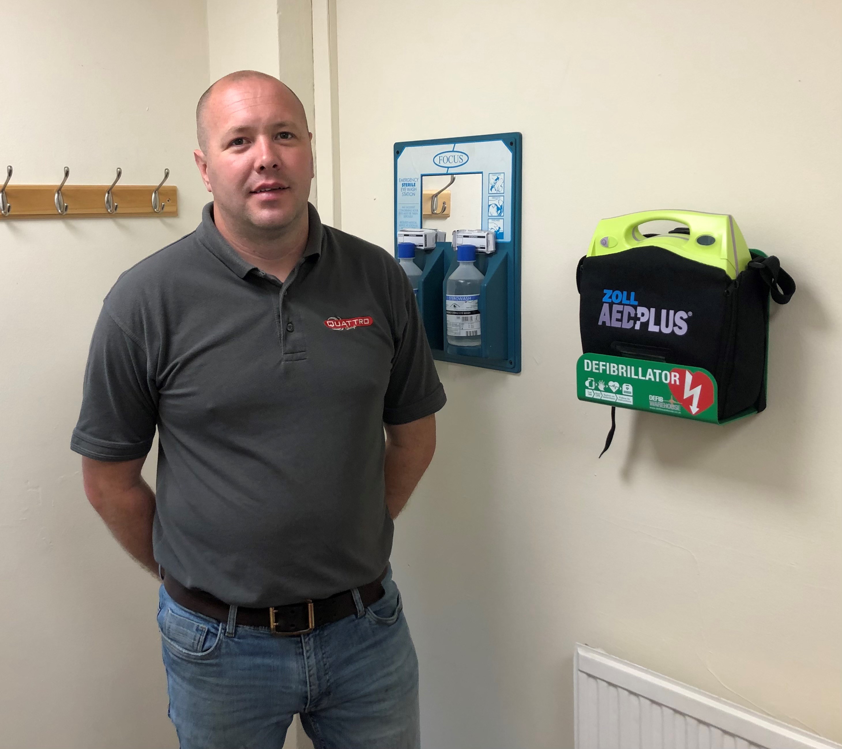 Quattro Fits 'Damian's Defibs'